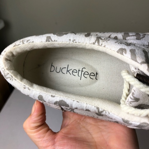 Bucket Feet | Shoes | Women Men Bucketfeet Canvas Sneakers Sz8 | Poshmark